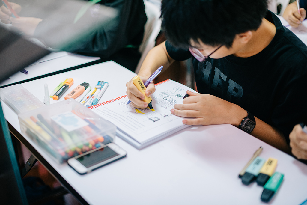 Easybio - รู้จักกับครูฝ้าย